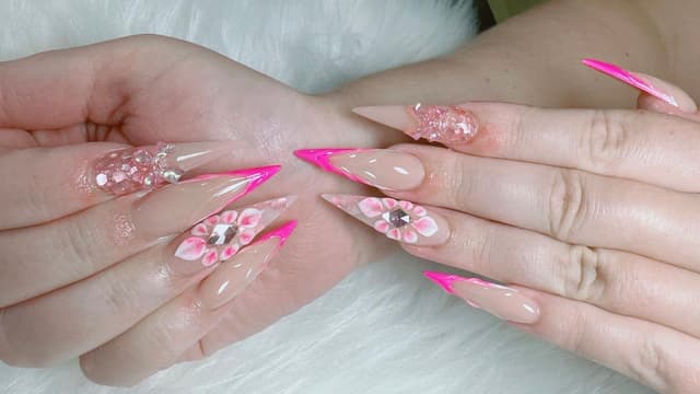 Nails 88 - 210 Glendale Ave, St. Catharines, ON L2T 3Y6 - Services ...