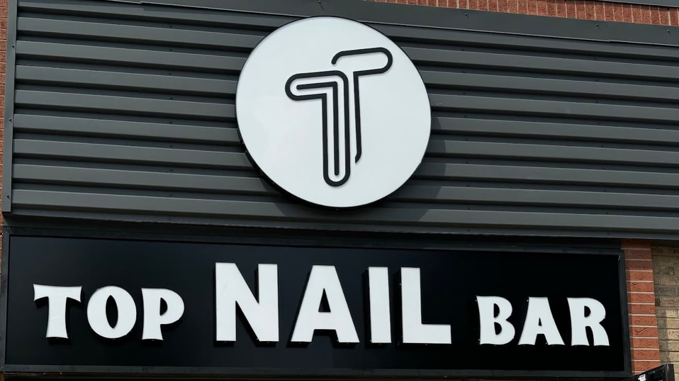 Top Nail Bar - 49 Finch Dr Unit6, Sarnia, ON N7S 5C6